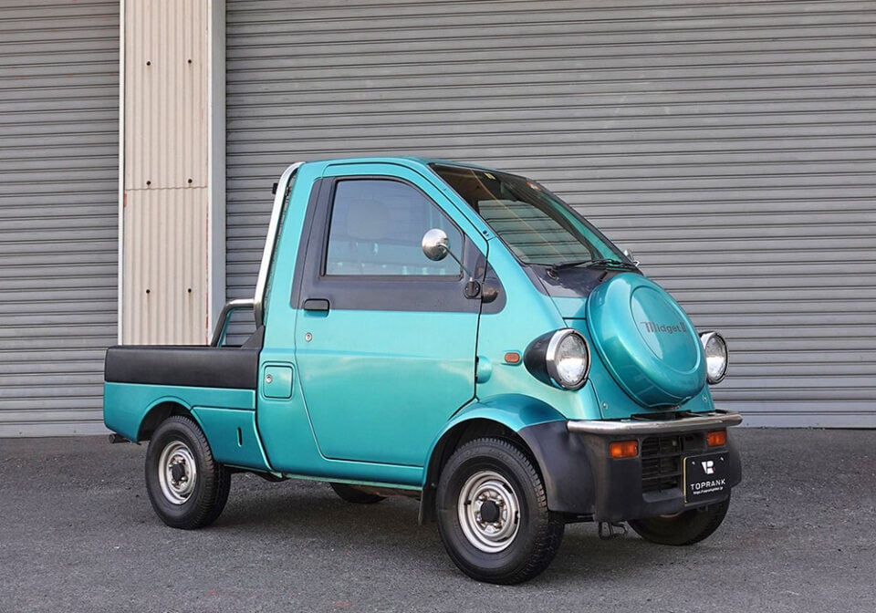 10 Unique and Quirky Japanese Cars That Challenge Automotive Norms