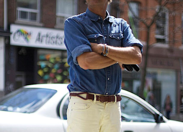 How To Tuck A Shirt (The Right Way)