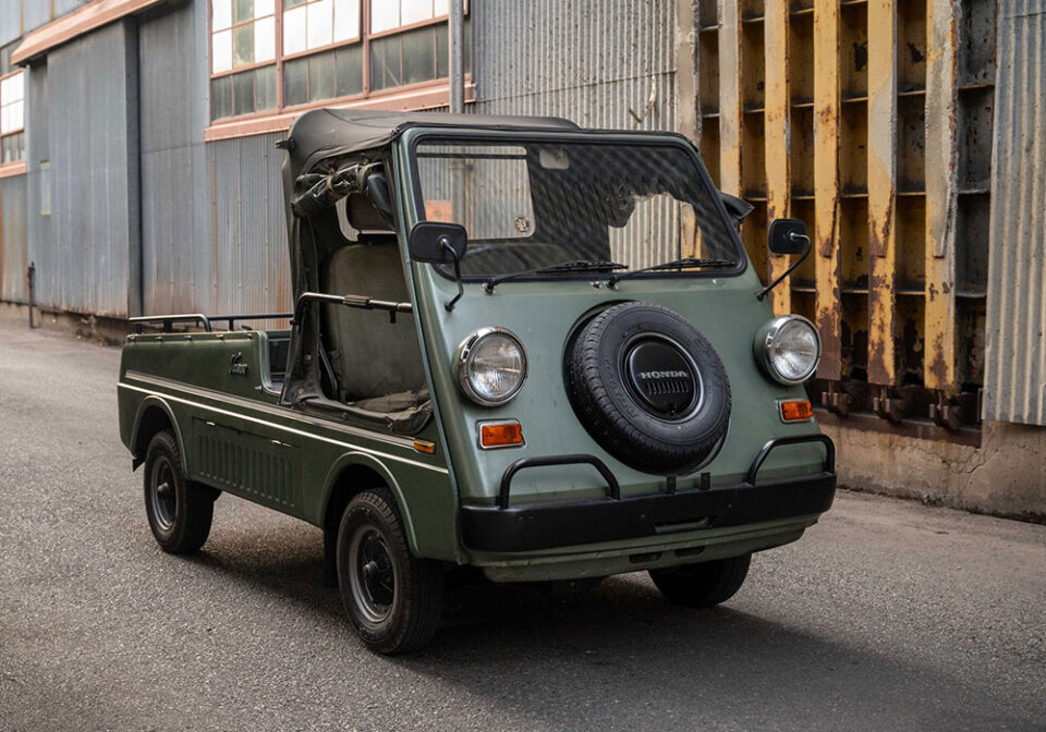 10 Unique and Quirky Japanese Cars That Challenge Automotive Norms