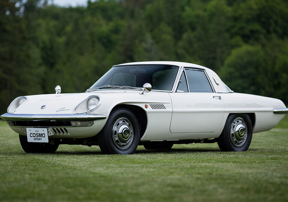 10 Unique and Quirky Japanese Cars That Challenge Automotive Norms