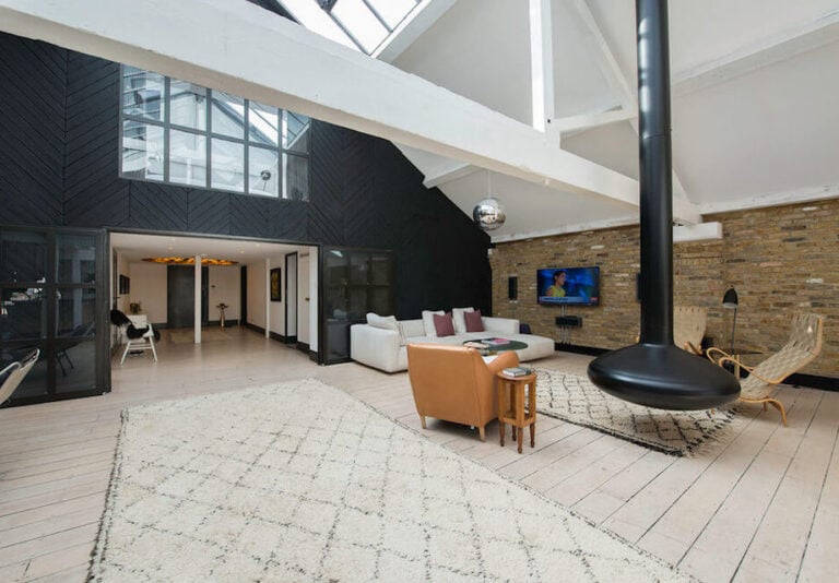 A Spacious London Loft With Industrial Appeal