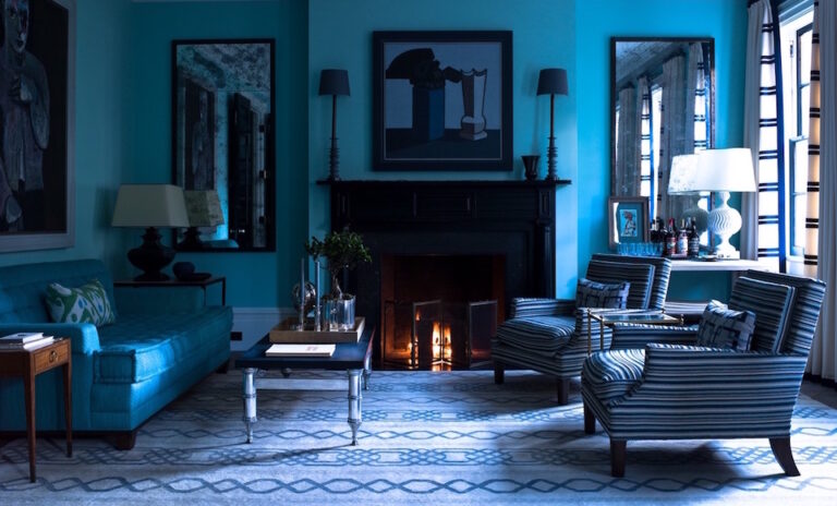 26 Monochromatic Rooms That Go Hard For One Colour