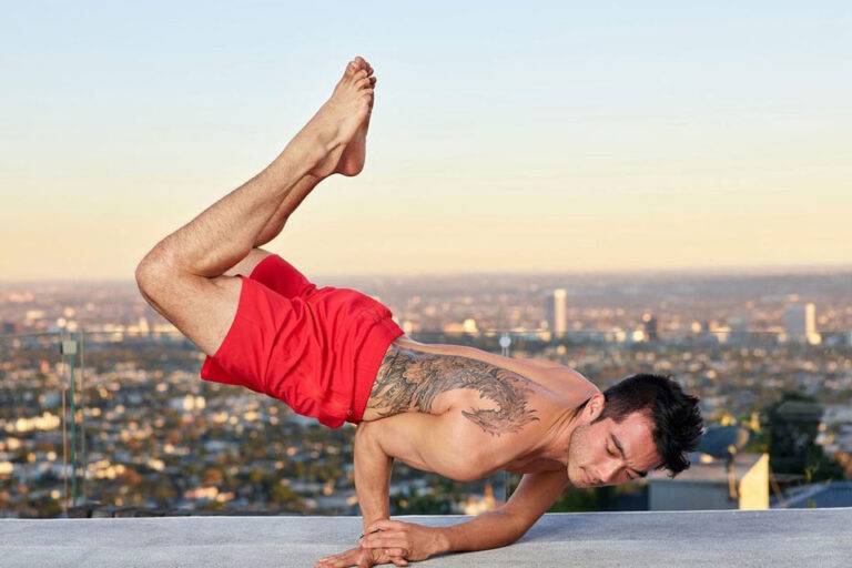 35 Best Gym Clothing Brands For Maximising Your Workouts In 2023 35-best-gym-clothing-brands-for-maximising-your-workouts-in-2023