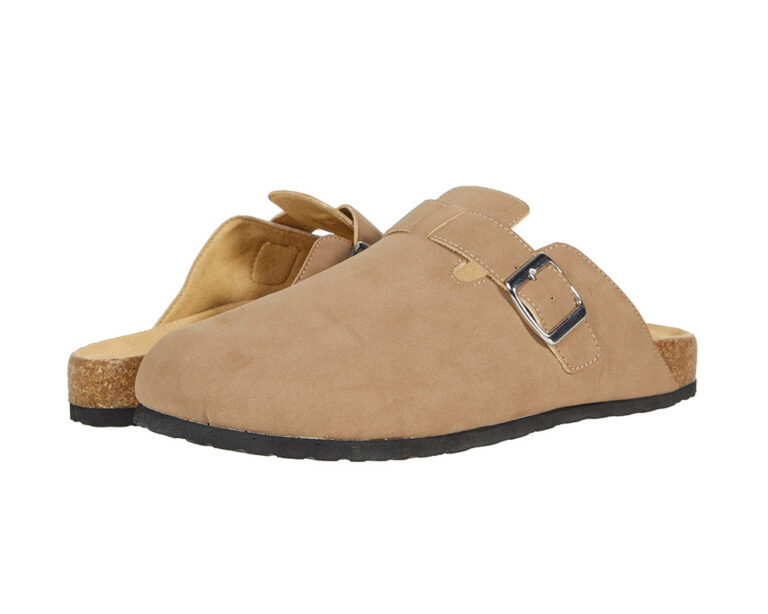 15 Best Men's Clogs For Function & Fashion