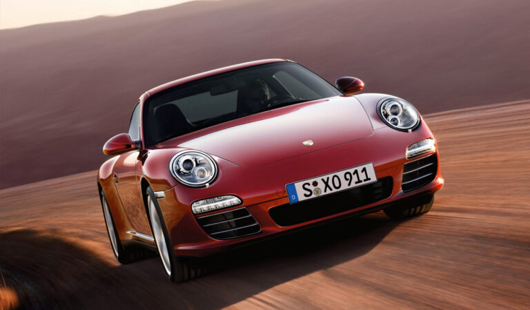 The Porsche 911 Buying Guide: New, Classics & Vintage Models