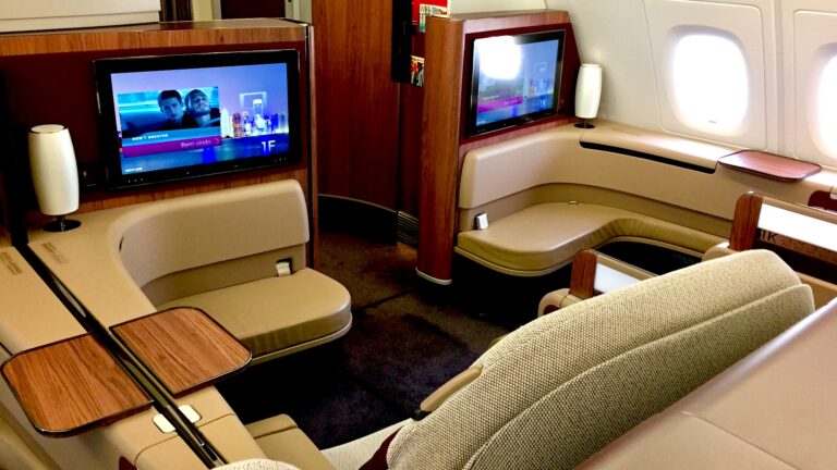 Qatar Airways Phases Out First Class, Focusing on Enhanced Business ...