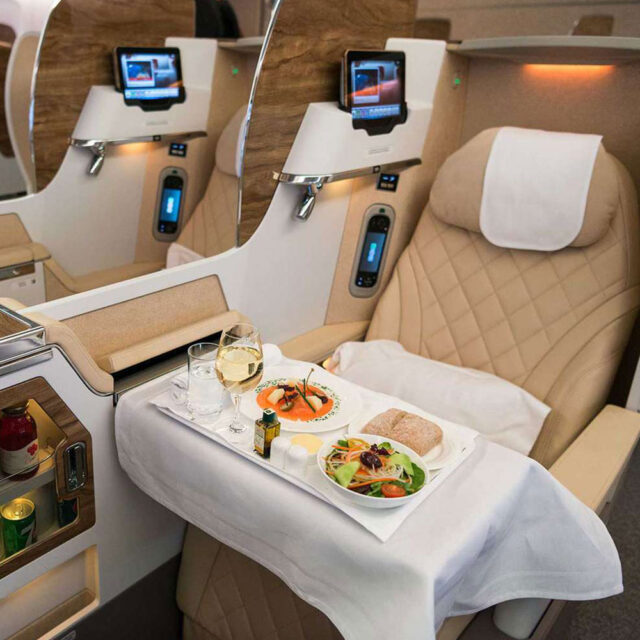 What’s the Difference Between First Class and Business Class?