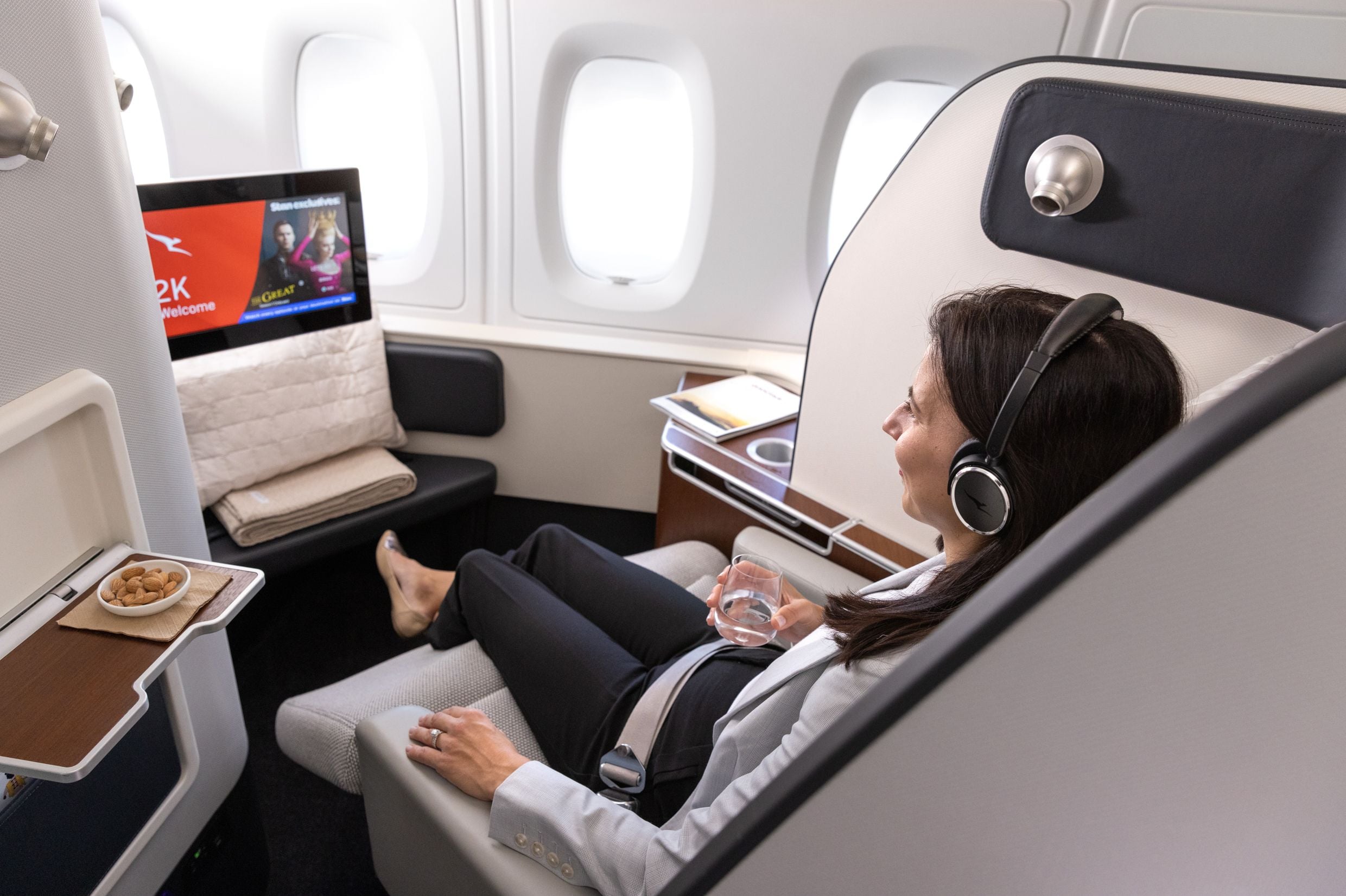 Which Airlines Offer First Class Travel?