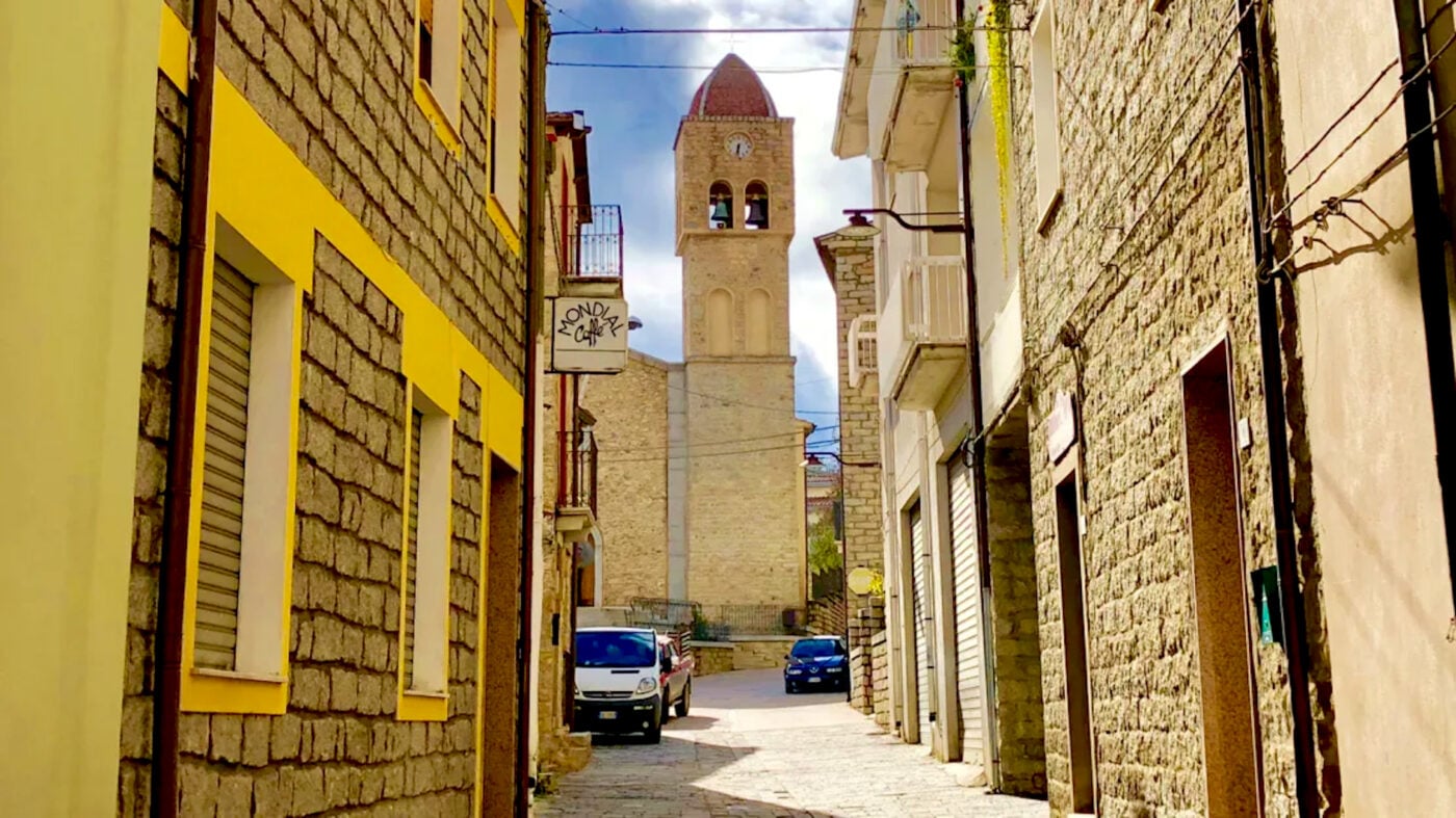 Italian Village Ollolai Gives $1 Real Estate To Americans Leaving The ...