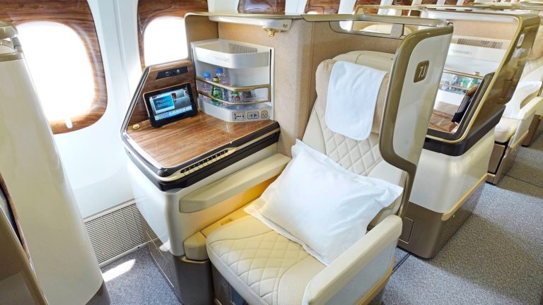 Emirates Brings New Boeing 777 Business Class Cabins With 1-2-1 Layout ...