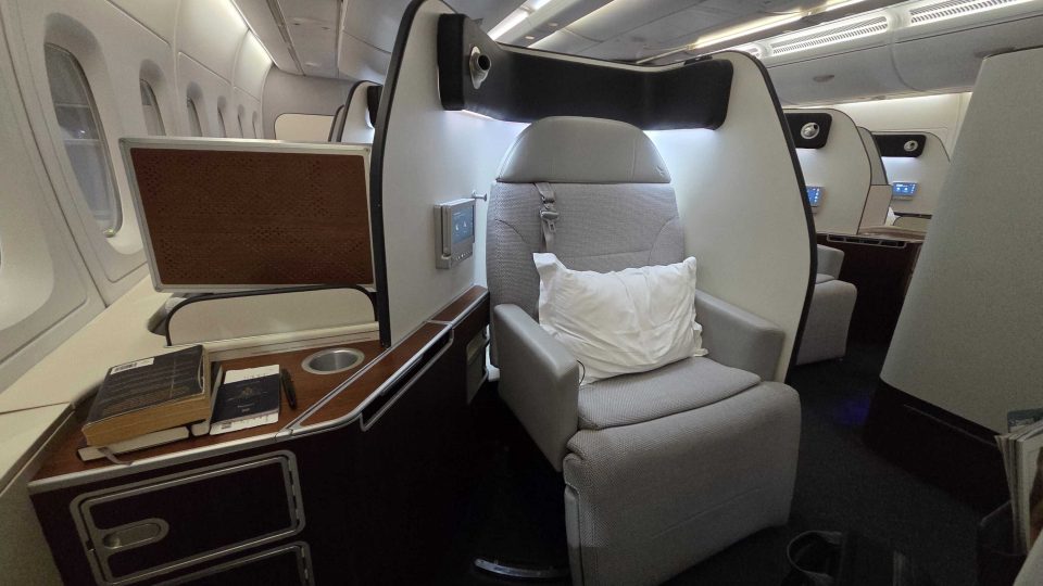 Qantas First Review: 80,000 Points for First Class from London to ...