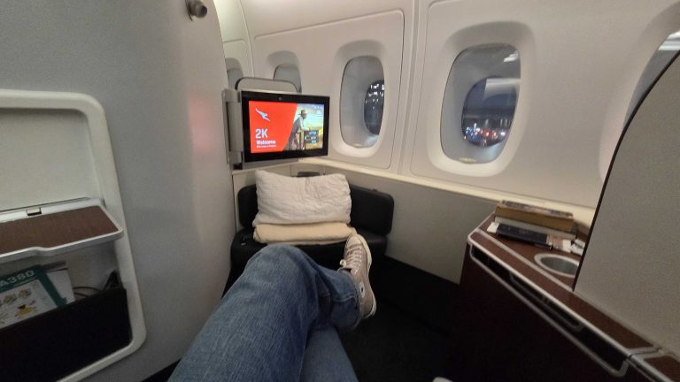 Qantas First Class Review: 80,000 Points for First Class from London to ...